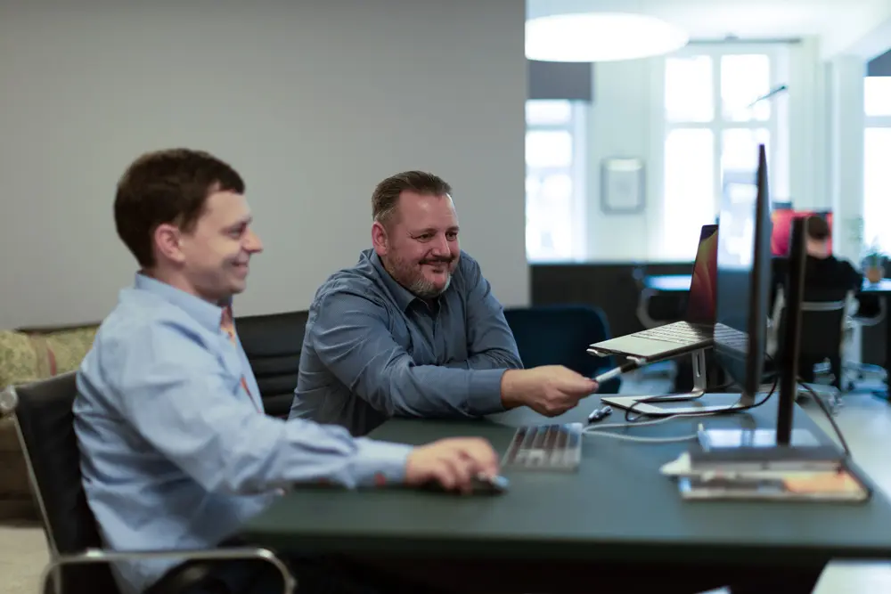 Frisbii - Sales Contact